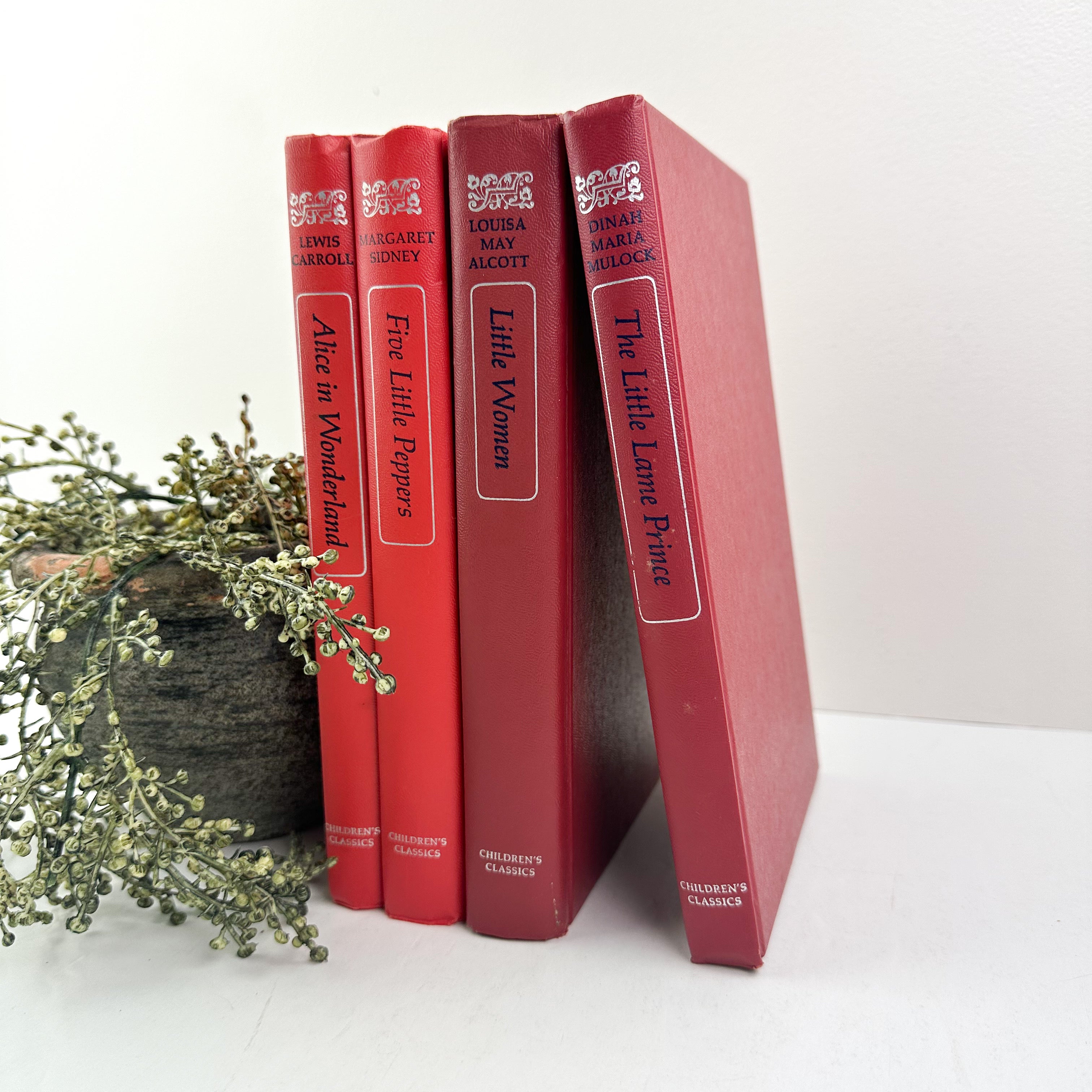 Red Books for Decoration – Elements