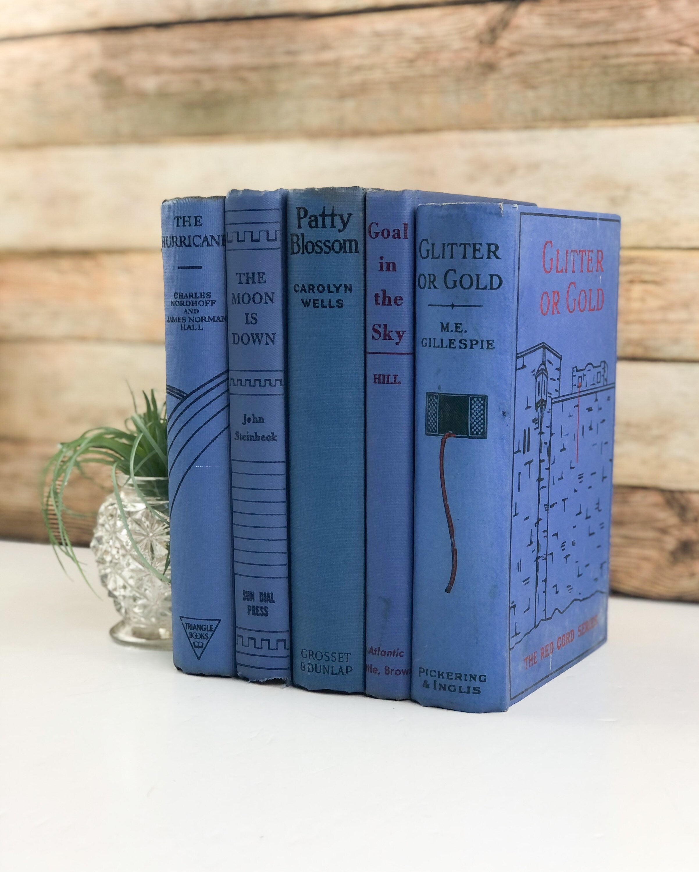 Decorative Books – Elements