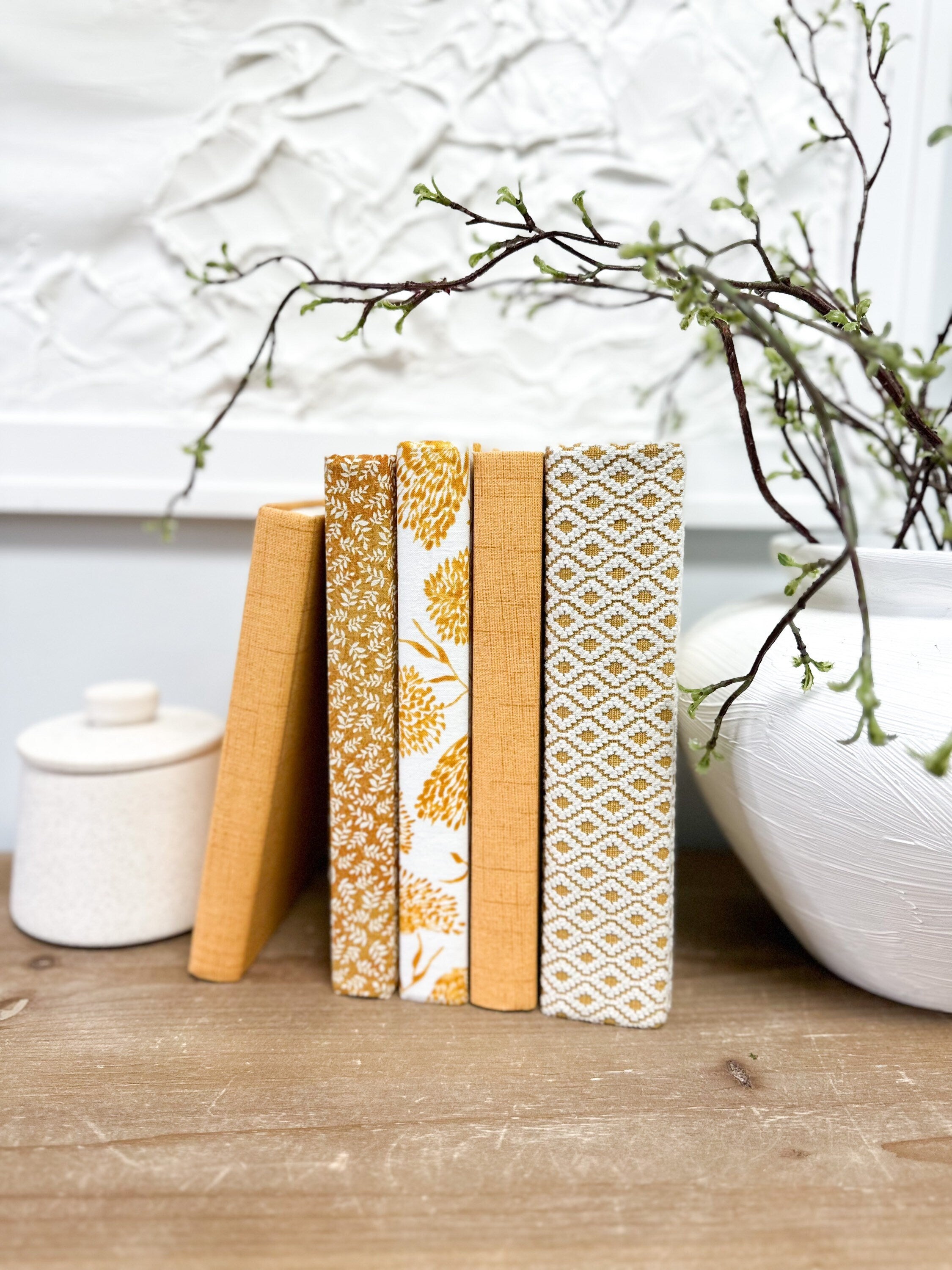 Yellow Shelf Decor – Elements